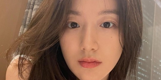 (여자)아이들 슈화, 치명적인 청순美 뽐내 | bnt뉴스