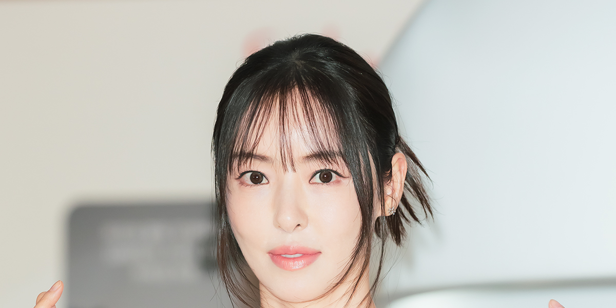 [포토] 이다희 '존예로운 하트' | bnt뉴스