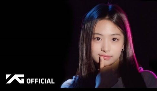 베이비몬스터, 아현 탈퇴로 6인조 데뷔... YG “건강상의 이유” | bnt뉴스