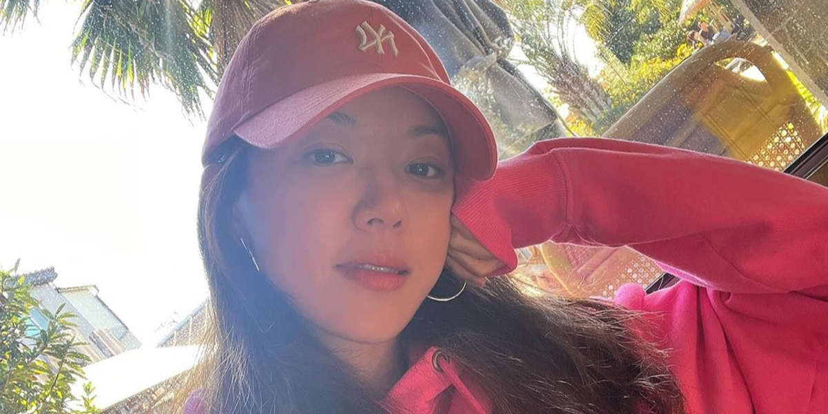 ‘아둘맘’ 박한별, 핫핑크도 완벽 소화...얼짱 시절 그대로네 | bnt뉴스