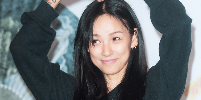 이효리, ‘더 시즌즈’ 새 MC 발탁… 악뮤와 바톤 터치 | bnt뉴스