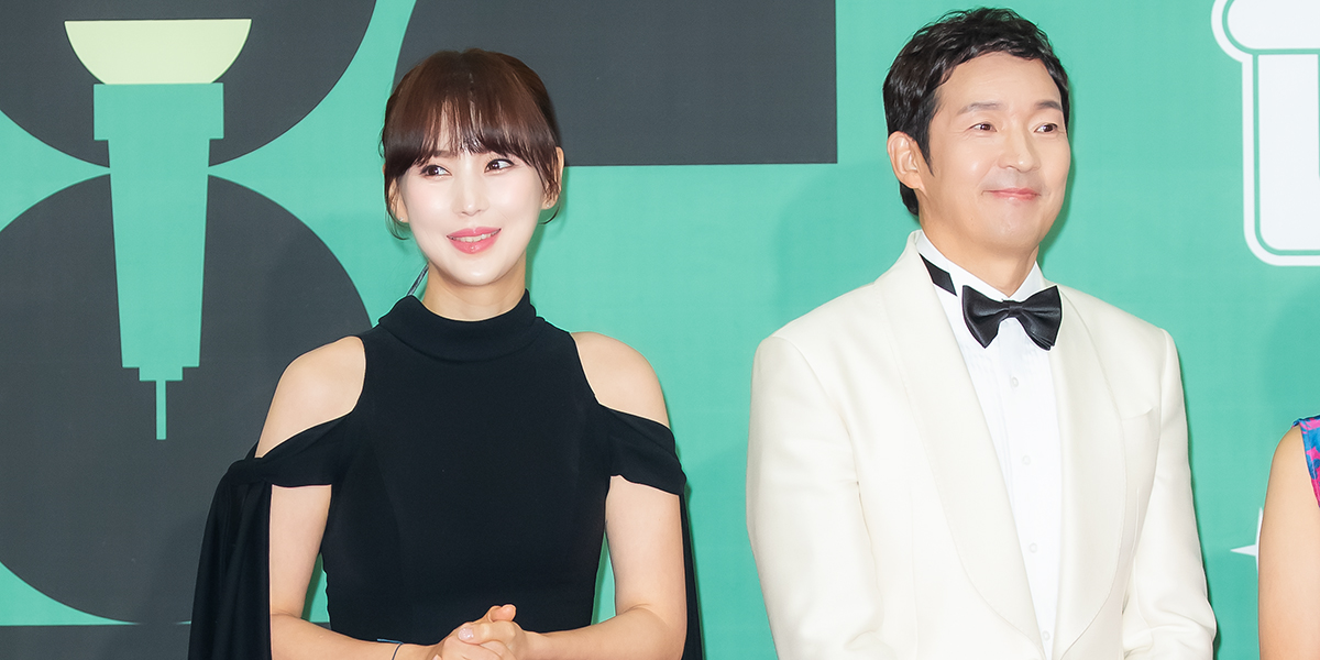 [포토] 박여원-최경환 부부 '비주얼 궁합이 굿'(KBS 연예대상) | bnt뉴스