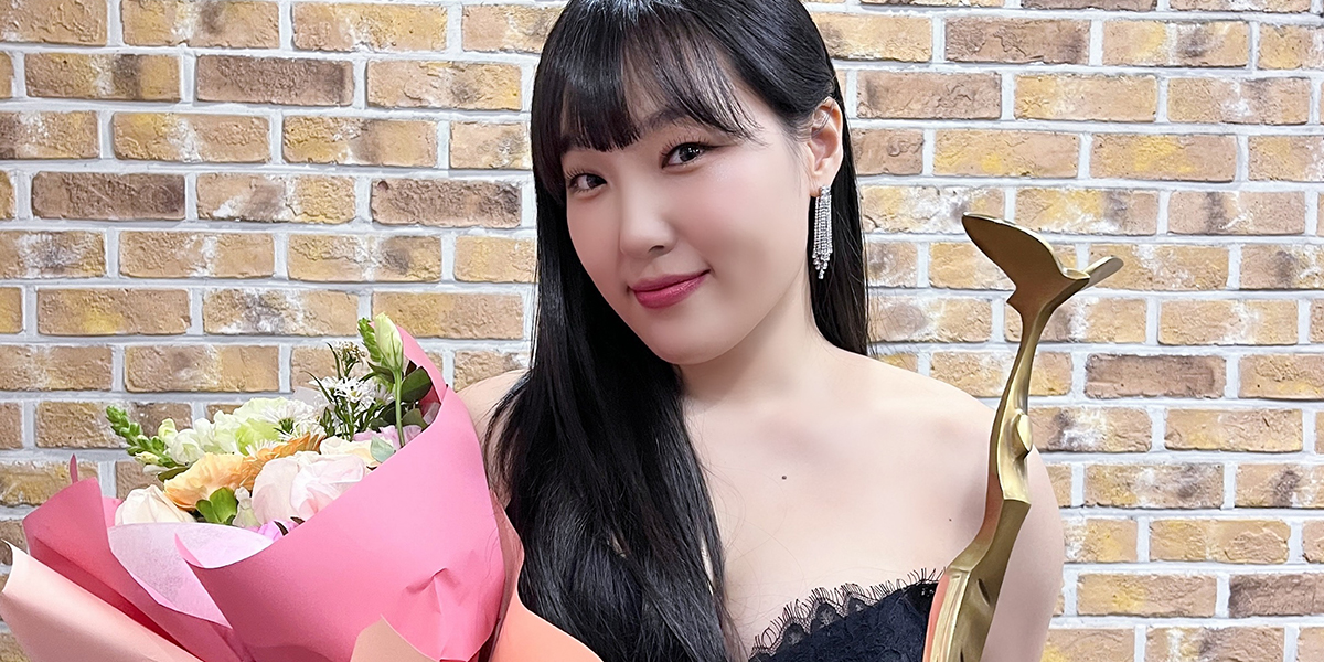 이은지, ‘2023 KBS 연예대상’ 올해의 DJ상 수상…”큰 사랑 받았다” | bnt뉴스