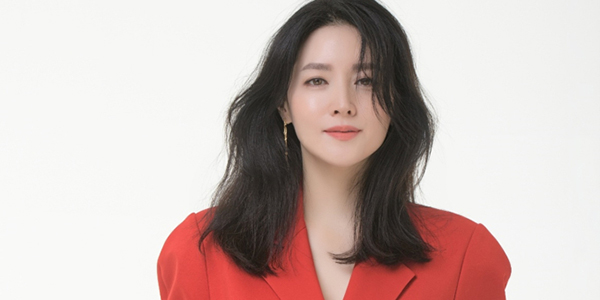 이영애, 첫 단독 토크쇼 MC 되나...KBS “논의 중” | bnt뉴스