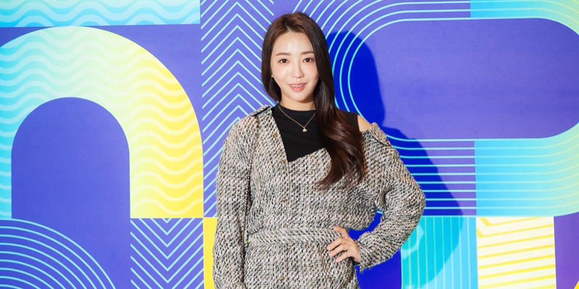 [포토] 아나운서 정윤지 '패션의 완성은 자신감'(룬케이브 컬렉션) | bnt뉴스