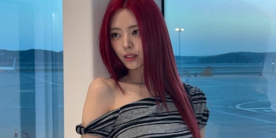 ITZY 유나, ‘골반 여신’ 다운 몸매 뽐내 | bnt뉴스