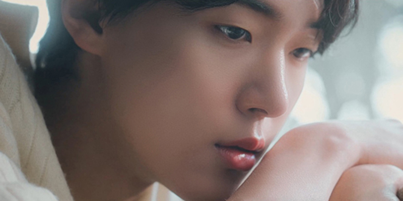 김윤수로, 김나영 ‘이별 자서전’ MV 남주…완벽한 로맨스 눈빛 연기 | bnt뉴스