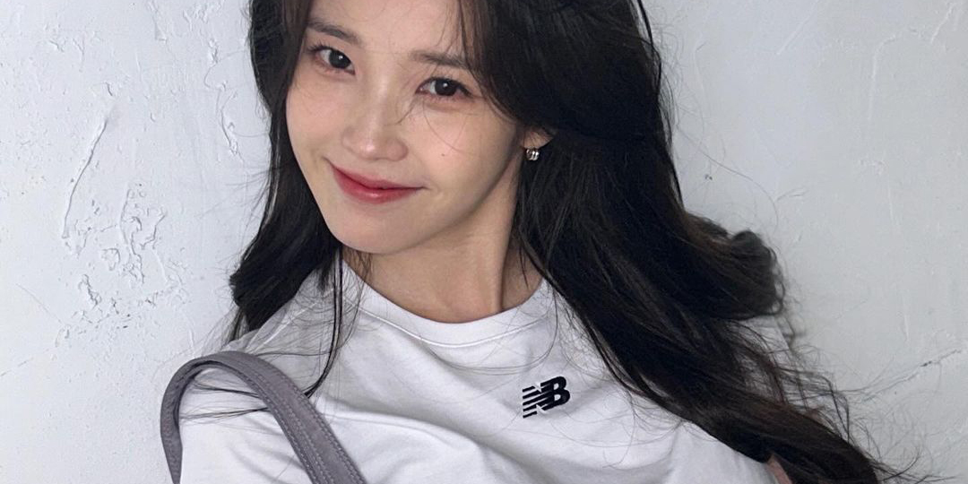 저마다의 무드로, 화이트 톱 | bnt뉴스