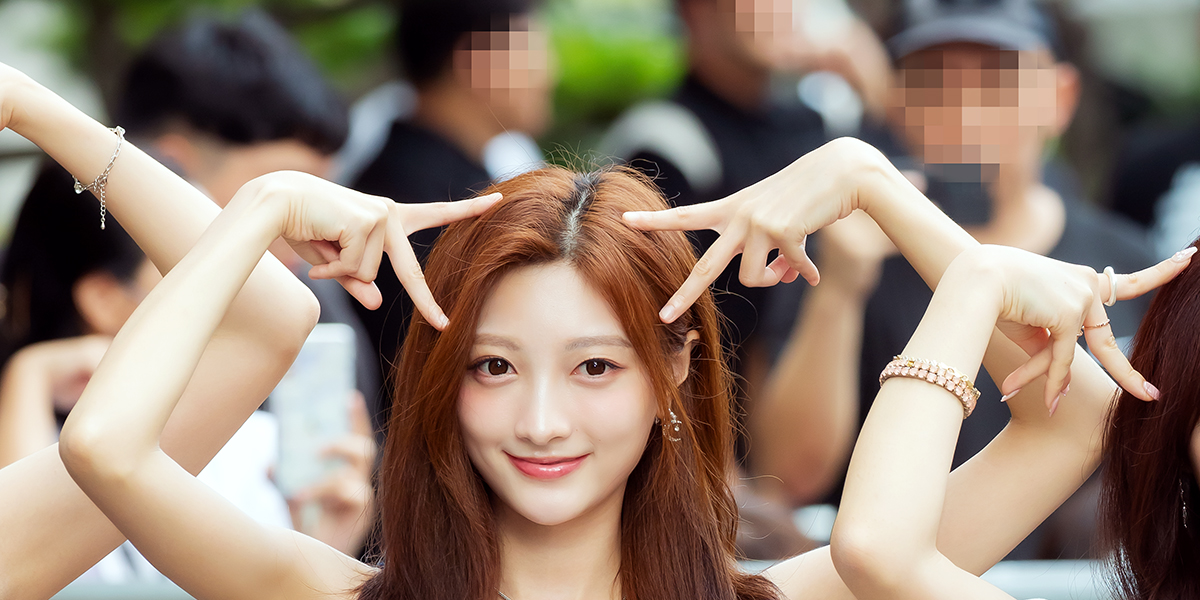 아일리원 로나 '넘실넘실, 일랑이는 입덕시그널' [포토] | bnt뉴스