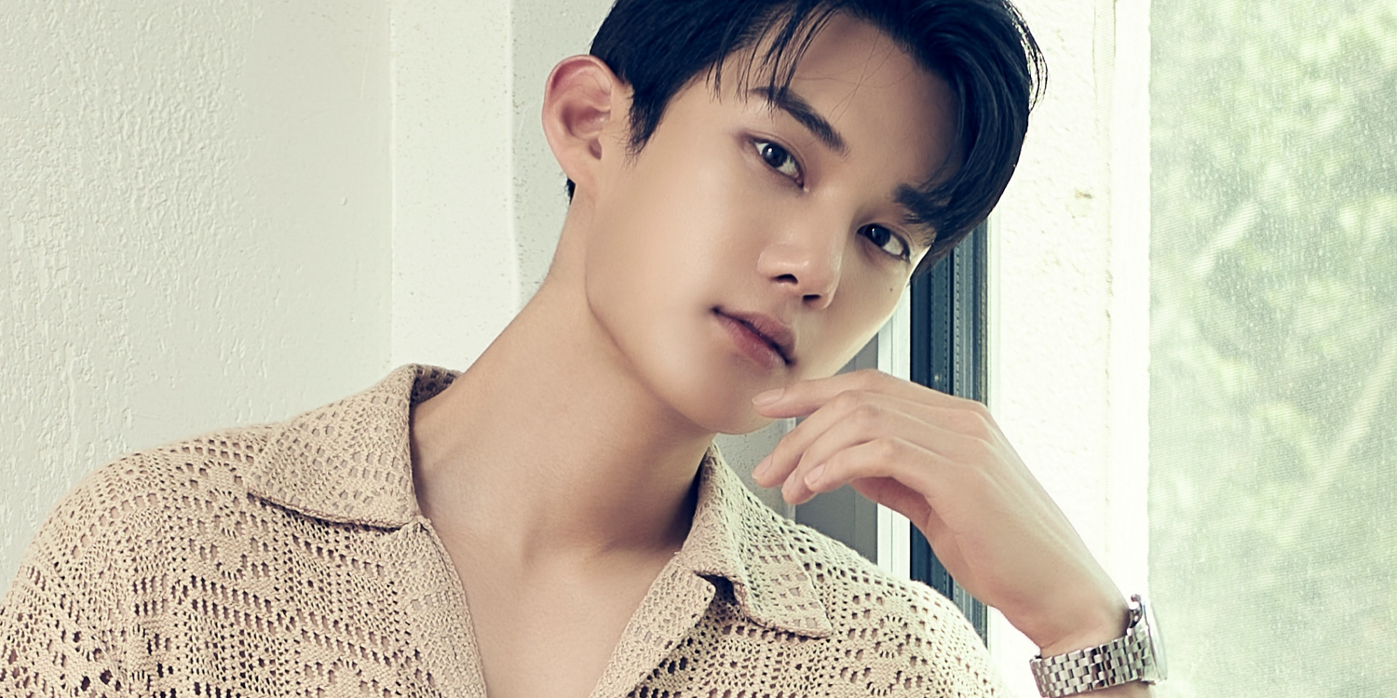 배우 기현우 '8등신 비율로 완성한 남친룩의 정석' [화보] | bnt뉴스