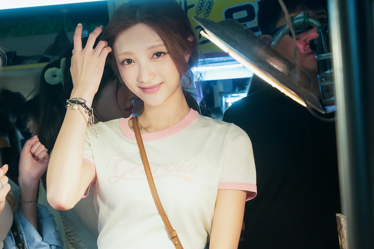 아일리원(ILY:1) 로나 '미모췍' [화보] | bnt뉴스