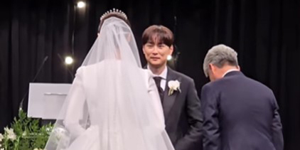 민경훈, JTBC PD와 오늘(17일) 결혼 | bnt뉴스