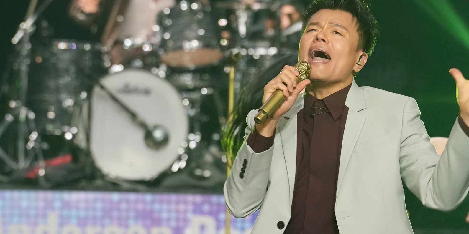 박진영, ‘2024 MAMA AWARDS US’서 초특급 스케일 무대 ‘리빙 레전드 존재감’ | bnt뉴스