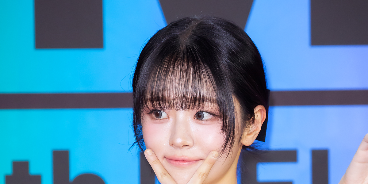 QWER 쵸단 '손가락 사이로 쏙'(멜론뮤직어워드) [포토] | bnt뉴스