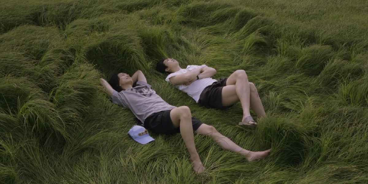 방탄소년단 RM, 다큐 영화 개봉 기념 특별한 뮤직비디오 공개 | bnt뉴스