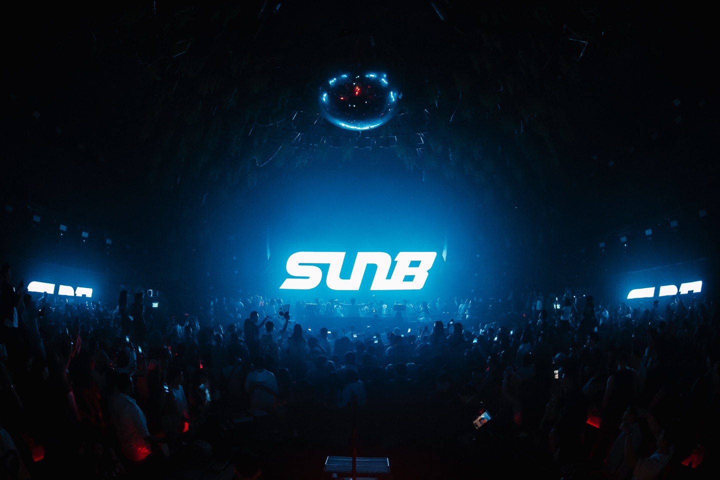 디제이 선비(DJ SunB), 태국 방콕도 찢었다! | bnt뉴스