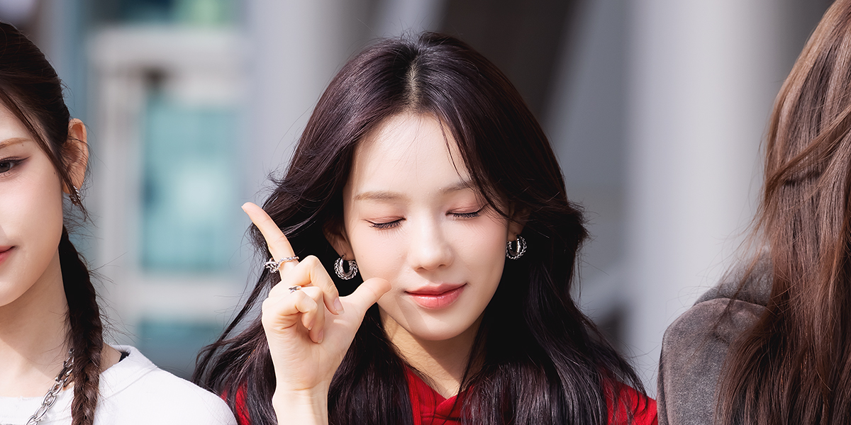 이즈나 유사랑 '레드의 사랑스러움' [포토] | bnt뉴스