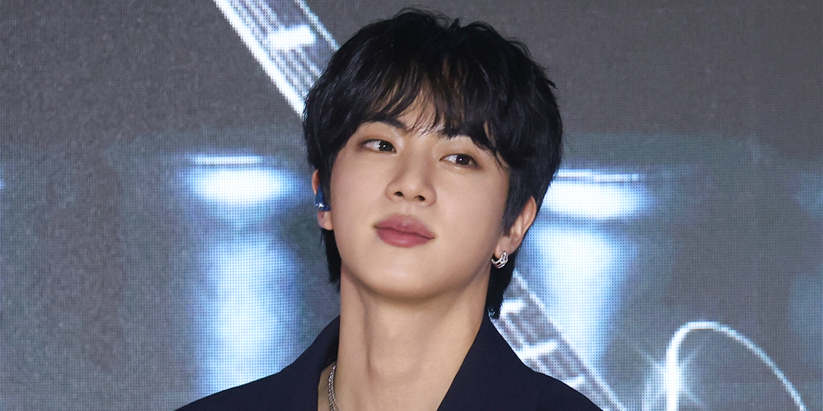 BTS 진 “아미의 응원이 나의 울림” 신곡 무대 최초 공개 | bnt뉴스