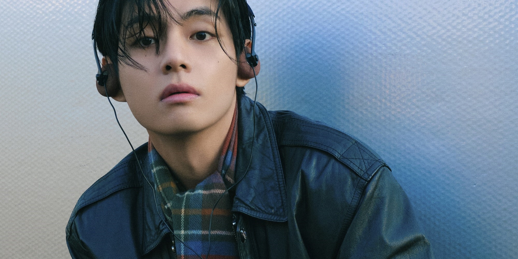 BTS 뷔 ‘Slow Dancing’, 스포티파이 5억 스트리밍 돌파 | bnt뉴스