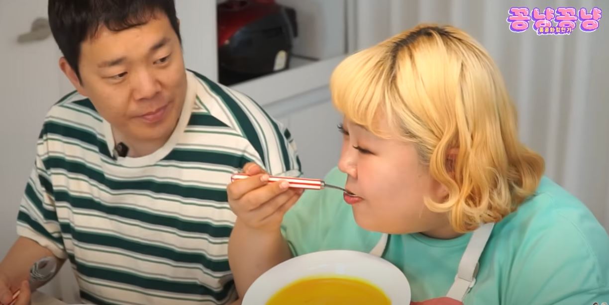 ‘20kg 감량’ 홍윤화, 다이어트 당근 수프 레시피 공개 | bnt뉴스