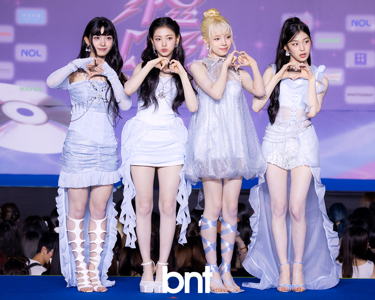 베이비돈크라이 쿠미-이현-미아-베니 'SBS는 사랑입니다' [포토] | bnt뉴스