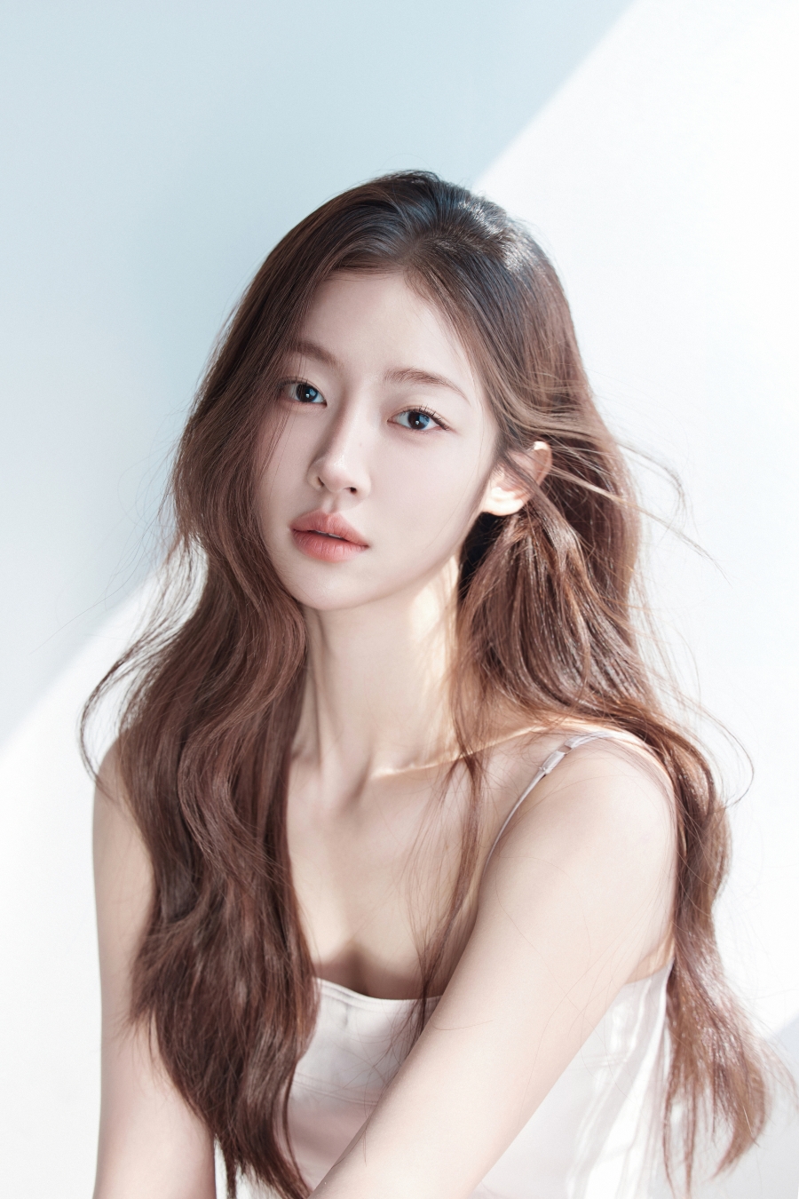 ‘오징어게임2’ 송지우, 남우현 MV 출격 | bnt뉴스