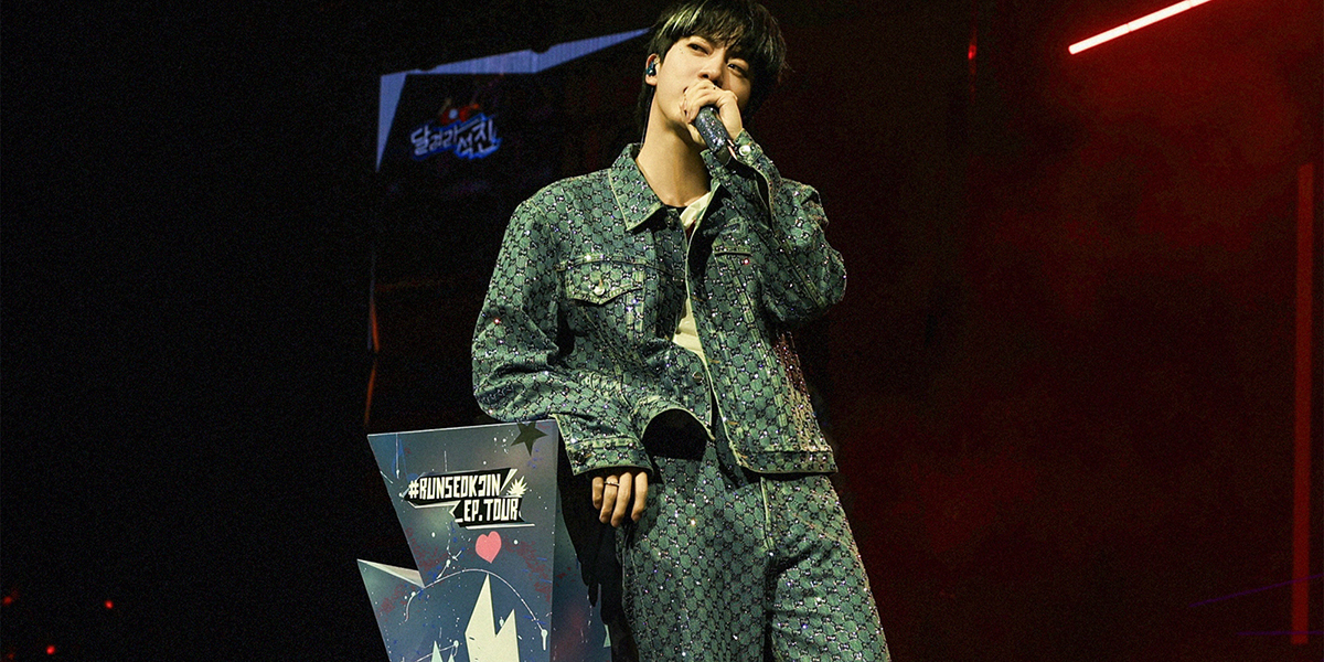 BTS 진, 9만여 관객 동원한 美 투어 성료 | bnt뉴스