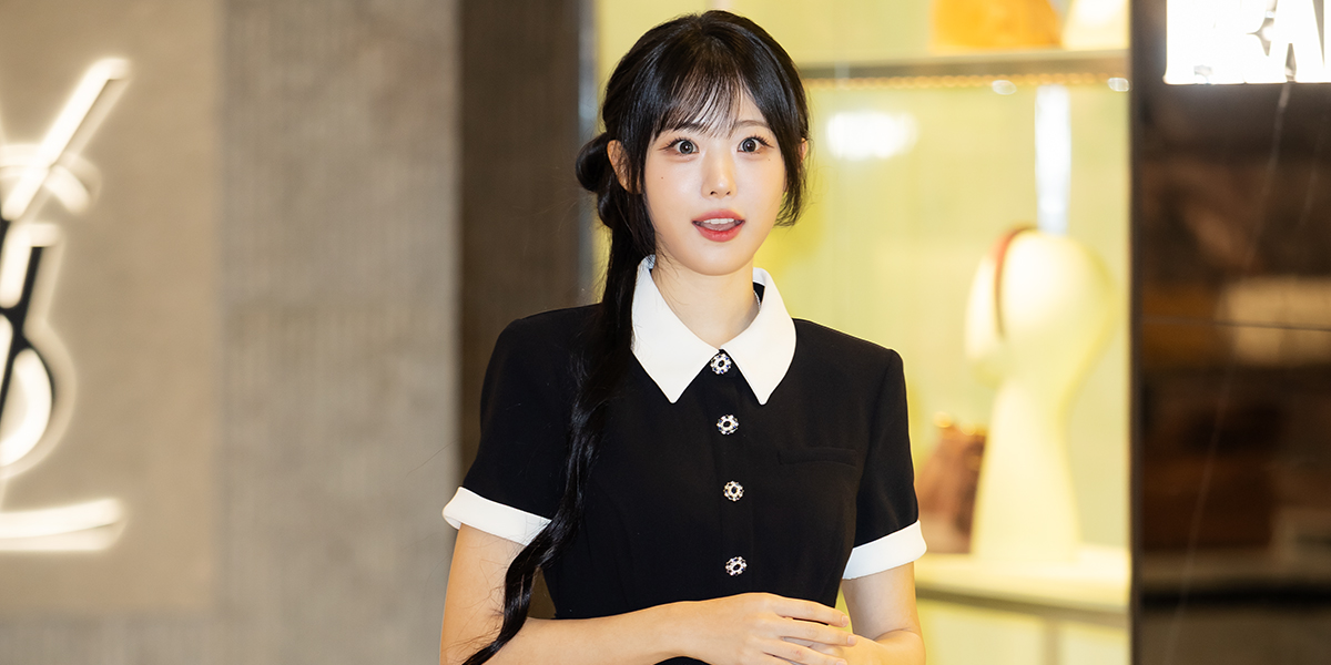 QWER 히나 '비율이 예술' [포토] | bnt뉴스